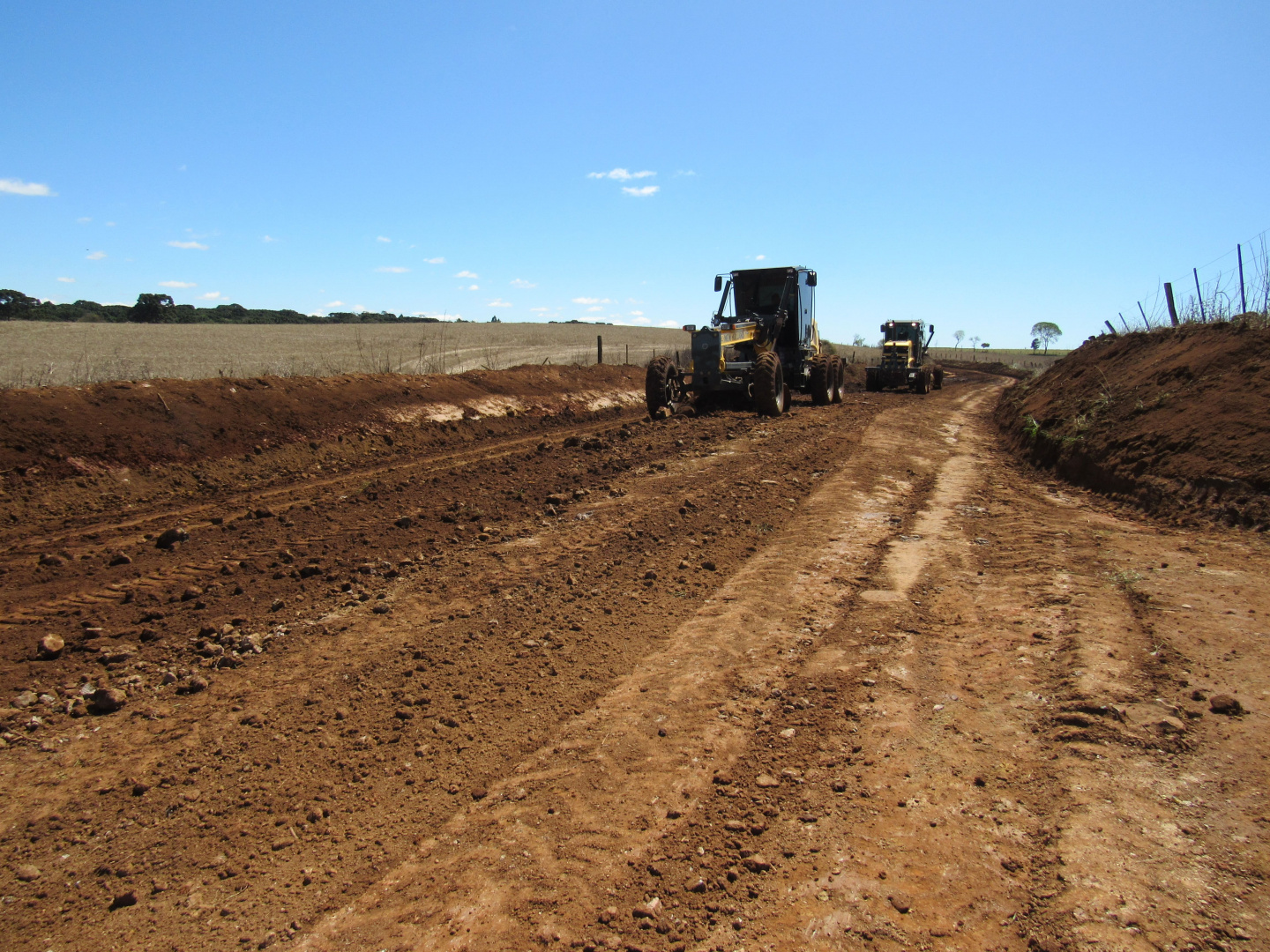 Cascalhamento Modelo Bica Corrida - Prefeitura de Pinhão - PR