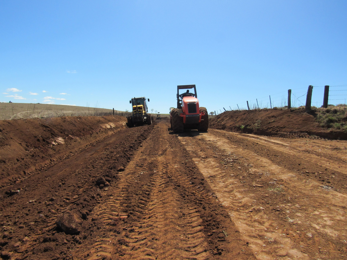Cascalhamento Modelo Bica Corrida - Prefeitura de Pinhão - PR