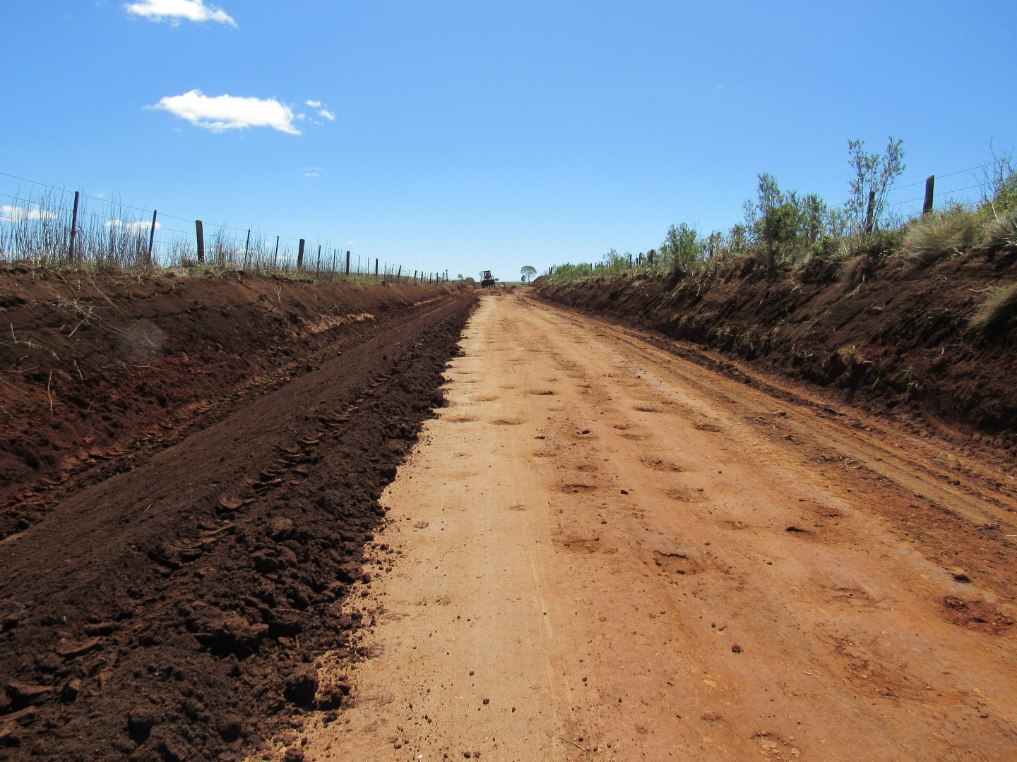 Cascalhamento Modelo Bica Corrida - Prefeitura de Pinhão - PR