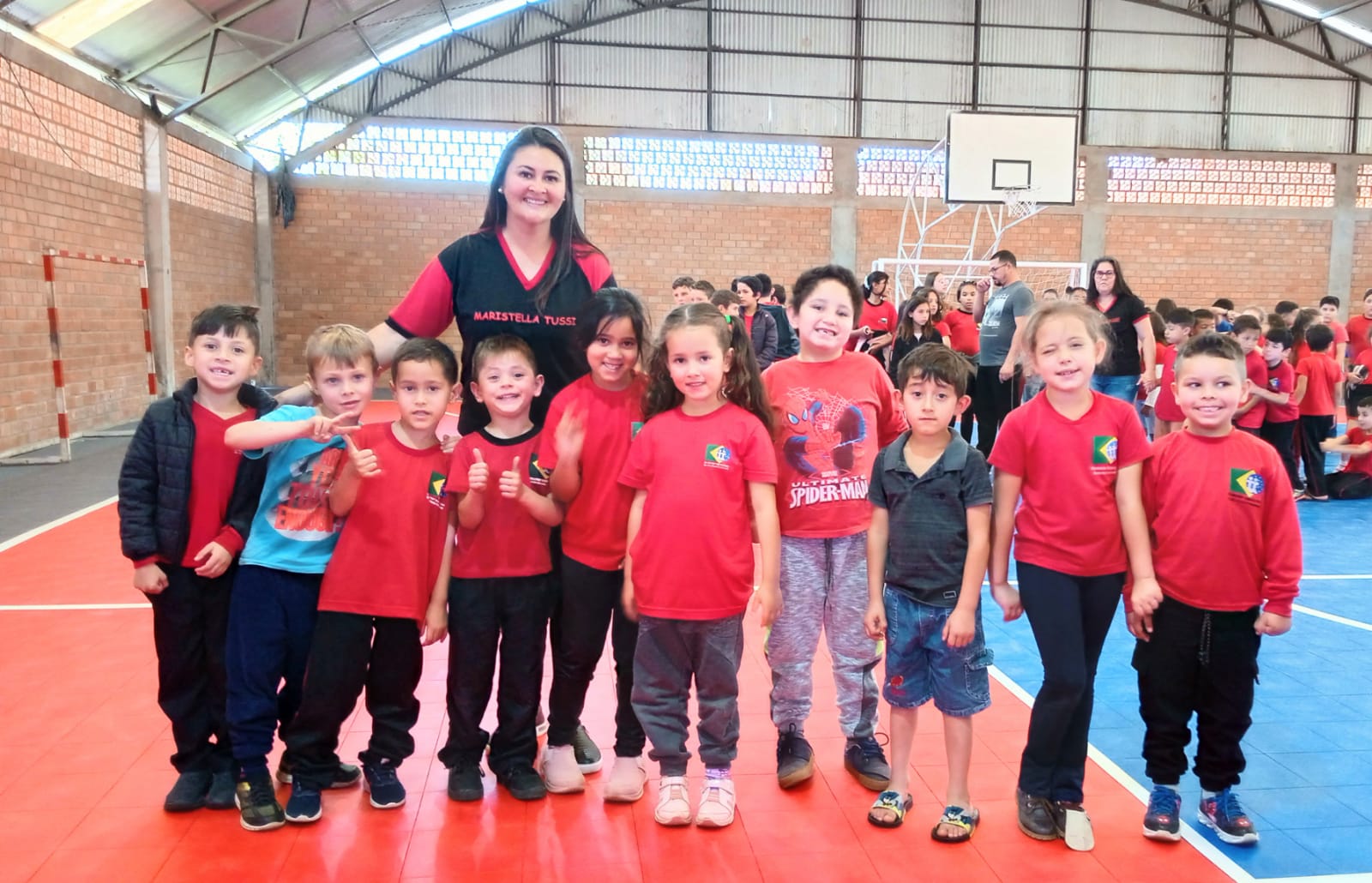 Prefeitura inaugura novo piso da Quadra de Esportes da Escola ...